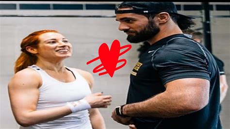 Wwe Sethroiiins And Becky Lynch Exercise Workout Youtube