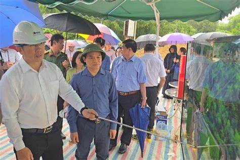 Bí thư Lạng Sơn kiểm tra hiện trường gỡ khó cao tốc Đồng Đăng Trà Lĩnh