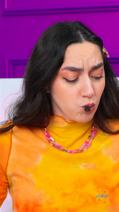 Yo Vs Cucaracha 🪳¿quién Ganará Divertido Yo Vs Cucaracha 🪳¿quién Ganará Divertido By