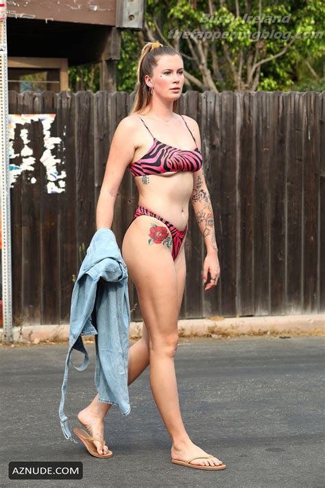 Sarah Connor Pictured In Malibu Wearing Prettylittlething Hot Pink Zebra Print Scoop Neck Bikini