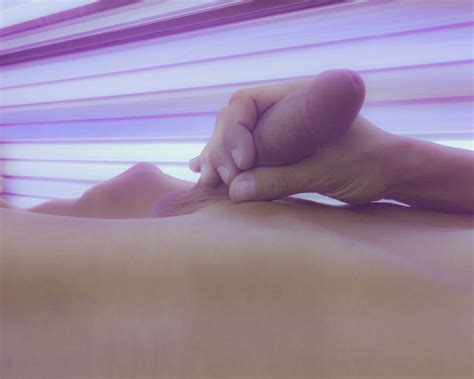 Masturbating In Tanning Bed And Eating My Own Cum 8 Pics Xhamster