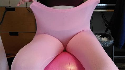 Marshmallow Ass Stuffing Desperation While On A Zoom Call Cassiela