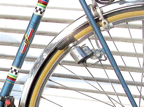 ¿cómo Montar Una Dinamo De Botella En Una Bicicleta