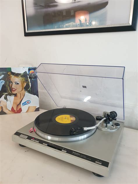 Technics SL Q Fully Automatic Quartz Locked Direct Drive Turntable Turntable Guy
