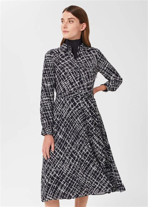How To Dress For Work In Winter Winter Workwear Hobbs
