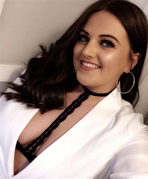 Love Seeing Other Men Cum Over My Gf If Anyones Interested Scrolller