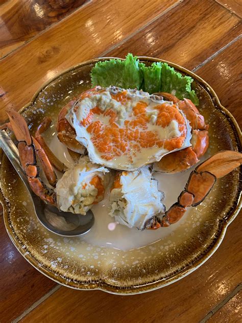 ปูไข่นึ่งนมสด ร้าน แม่กลองหัวปลาหม้อไฟ คลองขวาง