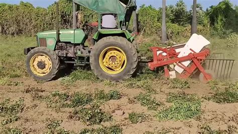 Groundnut Digger Cum Separator Machine At ₹ 180000piece Peanut