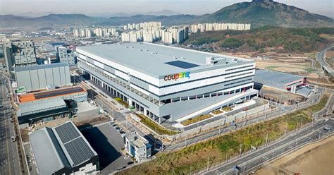 쿠팡풀필먼트서비스 오토메이션 직군 500명 채용 역대 최대 규모”