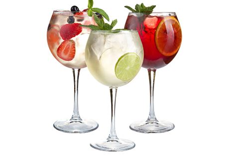 흰색 바탕에 민트 과일 딸기와 알코올 및 무알코올 칵테일 유리 받침에 3 개의 가벼운 칵테일 과일에 대한 스톡 사진 및 기타