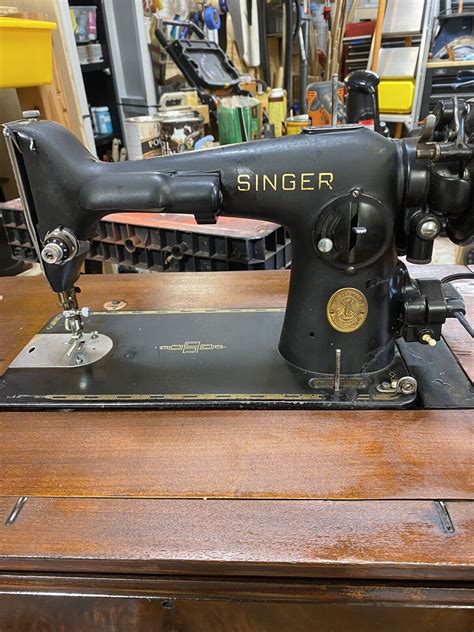 Antique 1938 Singer Model 201 2 Sewing Machine In Wooden Cabinet Ebay