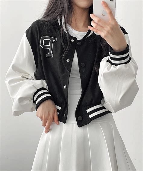 주문폭주 델즈 P패치 레더배색 블루종 크롭 야구점퍼 에이블리