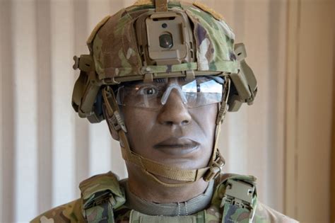 Army Returns Life Saving Helmet To Soldier Unveils New Protective Gear Article The United