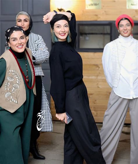 نمایش «بی‌پایانی به روی صحنه رفت؛ از حضور حدیث میرامینی و همسرش تا استایل خاص گوهر خیراندیش