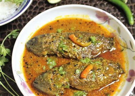 Koi Macher Jhal Bengali Fish Curry Recipe By Bethica Das Cookpad