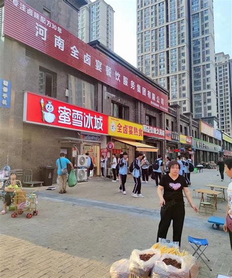【17图】房东直租两大社区门口一二层临街商铺 紧邻重点中小学 科技园区郑州高新区科学大道兰寨新城云杉路商铺商铺租售生意转让出租 郑州58同城