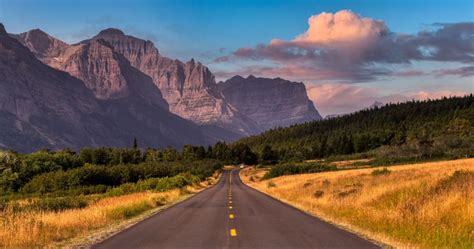 7 Small Towns Near Glacier National Park To Visit