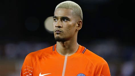 Download Alphonse Areola With Blonde Hair Wallpaper