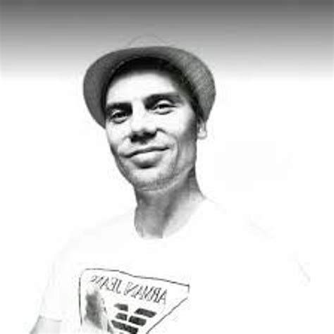 Stream Dont Wanna Know By Tievo Listen Online For Free On Soundcloud