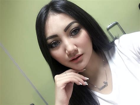 √ Galeri Foto Cantik Sassha Carissa Indzign