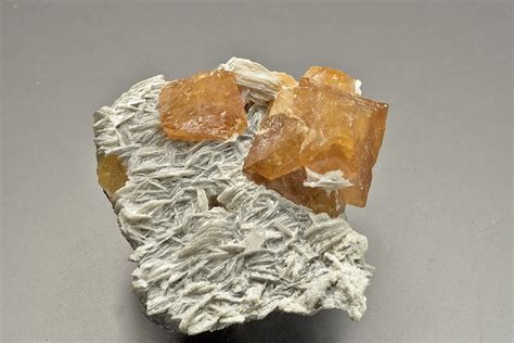 Scheelite Steetley Minerals