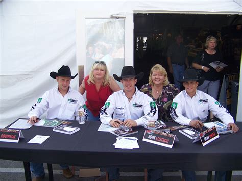 Cindy Julie With Kody Brian And Billy World Finals Bull Riding Pbr Riding