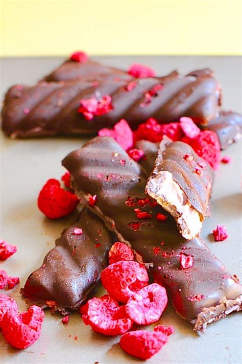 Raspberry Ruffle Bar Vegan Gluten Free Sunnysidehanne Raspberry Ruffle Bar Vegan Gluten Free Sunnysidehanne