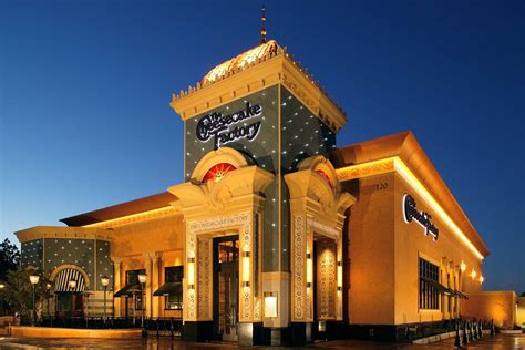 Facts About Cheesecake Factory Cheesecakes Readers Digest