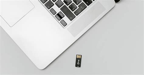 How Reacts Useref Hook Can Help You Reset An Input Field After A