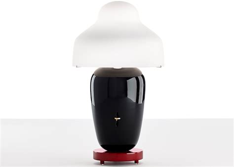 Jaime Hayón Designs Ceramic Lights For Parachilna