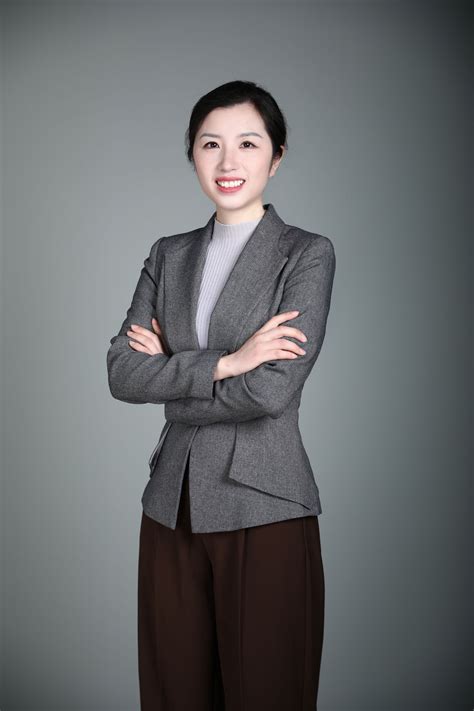 祝丽敏 中央民族大学管理学院