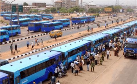 Bus Rapid Transit Brt Loading Lagosians At A Bus Stop In Lagos Download Scientific Diagram