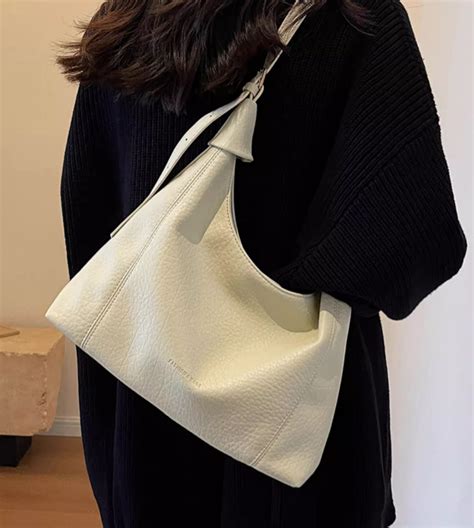 ブルベファッション バッグバッグ メッセンジャーミディアムバッグ（ブルベ夏・ブルベ冬）ブルベファッション専門通販サイトblubel