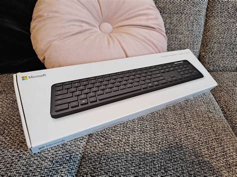 Microsoft Bluetooth Keyboard Uk Layout Neuwertig Gebraucht In Reinach Ag Für Chf 20 Mit