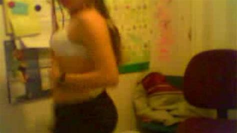 Pretty Girl Undressing Porn Videos