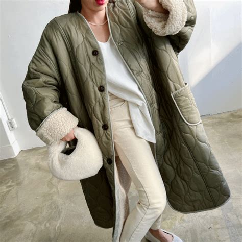 귀여운 ﻿리버시블 양면 퀄팅 2온스 덤블 양털 깔깔이 점퍼 2color 에이블리