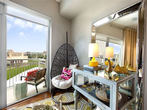 111 Sandra Muraida Way 13c Austin Tx 78703 See Est Value Schools And More