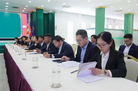 រដ្ឋមន្រ្តីក្រសួងបរិស្ថានប្រាប់ពីគន្លឹះជោគជ័យដល់សិស្សនិស្សិតអាហារូបករណ៍