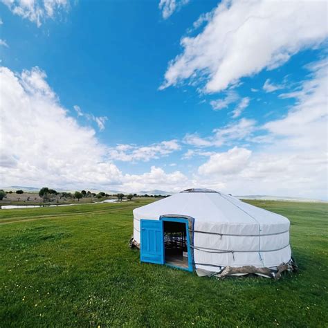 Малчин айлын дэргэдэх гэр түрээс