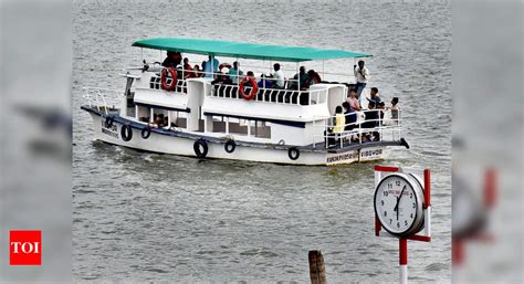 Major Boat Tragedy Averted Patna News Times Of India