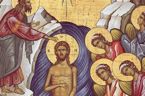 Утре се Водици: Не е доволно само да земете света вода