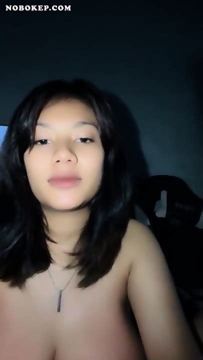 Bokep Indo Vcs Ditemenin Dinda Cantik Tobrut