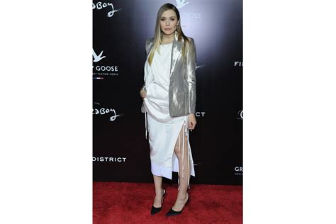 Capelli Gli Hairstyle Di Elizabeth Olsen Dal Biondo Al Castano Al