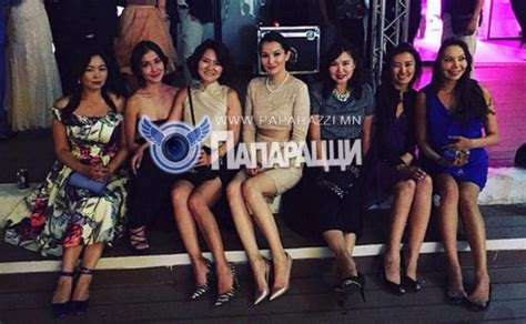 Н Номтойбаярын ёсолсон гэргий Б Мандхай ил гарч эхэллээ