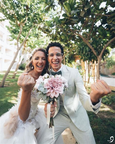 شاهد طه دسوقي يحتفل بزفافه وسط أجواء عائلية مبهجة