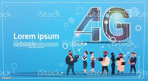 가젯 채팅 소셜 네트워크 통신 4g 인터넷 속도 개념을 사용 하 여 혼합 인종 사람들 그룹 0명에 대한 스톡 벡터 아트 및 기타 이미지 0명 4g