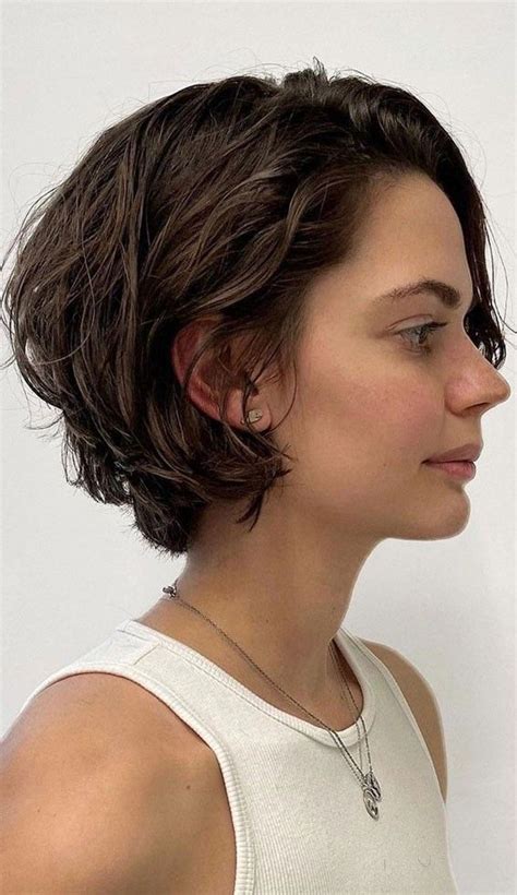 Pin By Anna Heimes On Hair Haircuts For Wavy Hair Wavy Bob