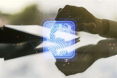 손가락이 배경에 디지털 태블릿을 클릭추상 창조적 인 지문 개념 다중 노출 개념에 대한 스톡 사진 및 기타 이미지 개념 개념과 주제 검증 Istock