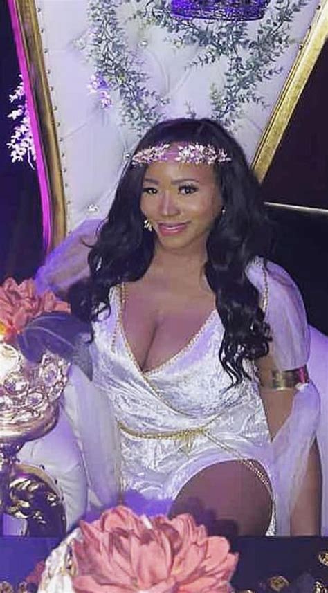 Amber Jayanth Fox19 Cincy Rcurvynewswomen