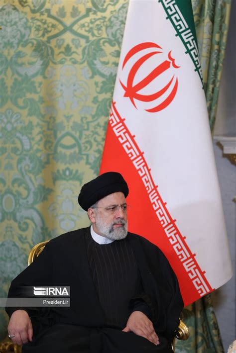 زبان بدن پوتین و رئیسی ؛ شباهت جالب ژست های ۲ رئیس جمهور تصاویر همشهری آنلاین